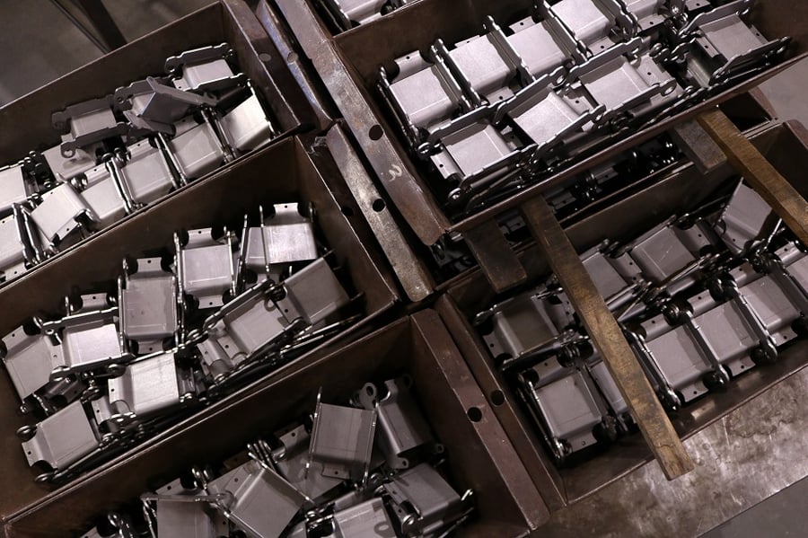 9 Engineering Design Guidelines For Heavy Duty Industrial Hinges