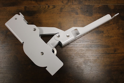 Modern Kitchen Design Down to the Concealed Hinge